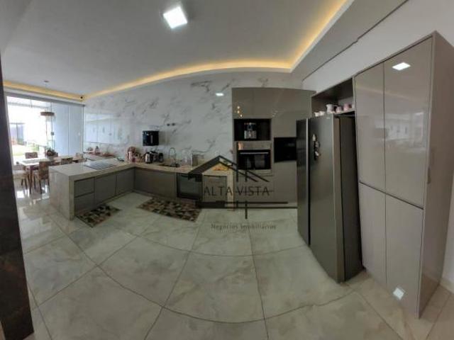 Casa para venda em Lidice, Uberlândia