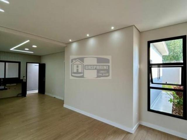 Casa para Venda em Limeira, Jardim Maria Flora, 3 dormitórios, 1 suíte, 2 banheiros, 2 vagas