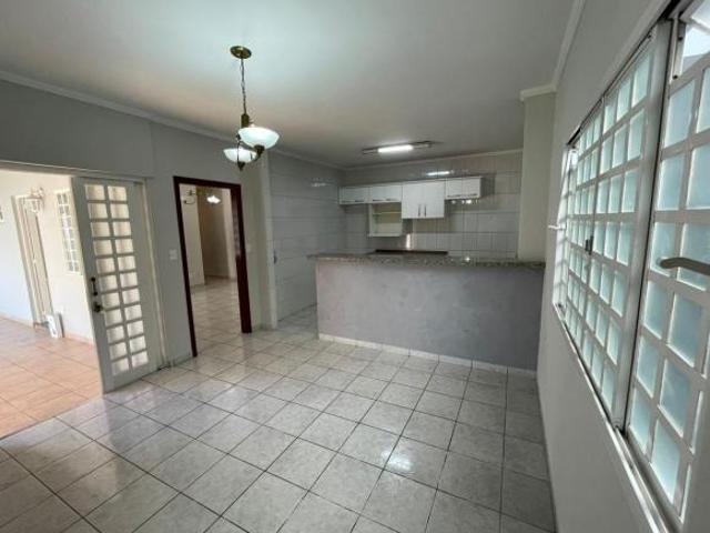 Casa para Venda em Limeira, Parque Egisto Ragazzo, 3 dormitórios, 1 suíte, 2 banheiros, 2 vagas