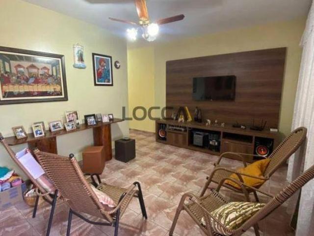 Casa para venda em Luís Antônio de 525.00m² com 4 Quartos, 1 Suite e 5 Garagens