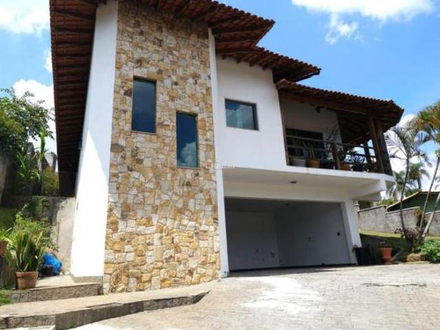 Casa para venda em Moema de 236.00m² com 3 Quartos, 1 Suite e 10 Garagens