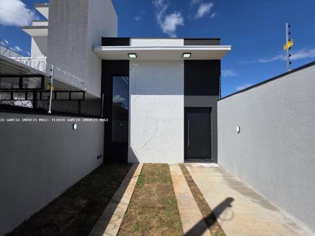 Casa para Venda em Mogi das Cruzes, Cezar De Souza, 3 dormitórios, 1 suíte, 2 banheiros, 2 vagas