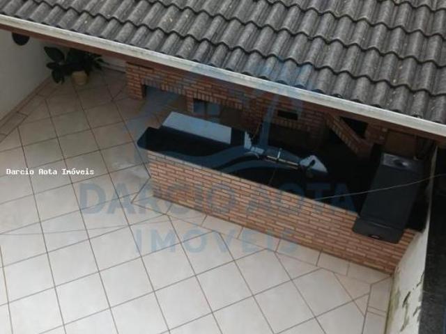 Casa para Venda em Mogi das Cruzes, Chácara Jafet, 3 dormitórios, 1 suíte, 4 banheiros, 4 vagas