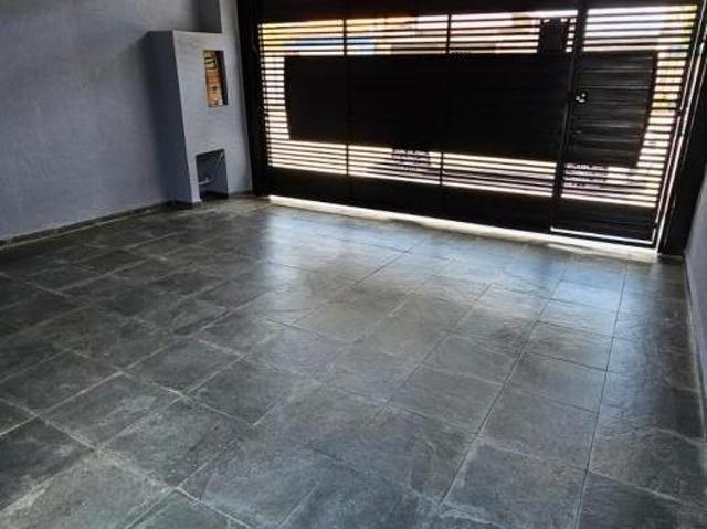 Casa para Venda em Mogi das Cruzes, Jardim Universo, 2 dormitórios, 1 suíte, 1 banheiro, 2 vagas