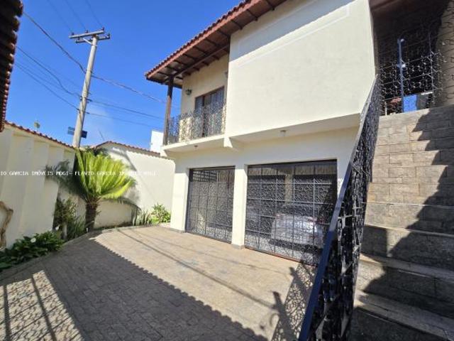Casa para Venda em Mogi das Cruzes, Jardim Universo, 3 dormitórios, 1 suíte, 3 banheiros, 6 vagas