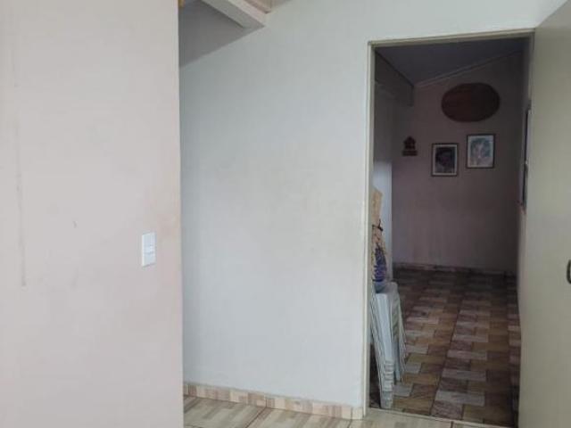 Casa para Venda em Mogi das Cruzes, Parque Santana, 4 dormitórios, 1 suíte, 1 banheiro, 2 vagas