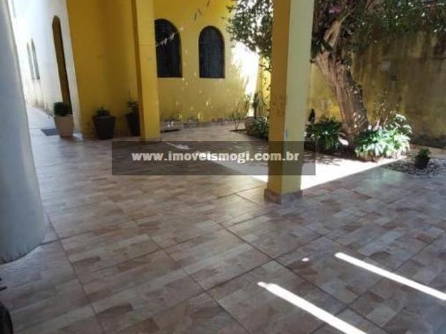 Casa para Venda em Mogi das Cruzes, Vila Cecília, 3 dormitórios, 2 banheiros, 6 vagas