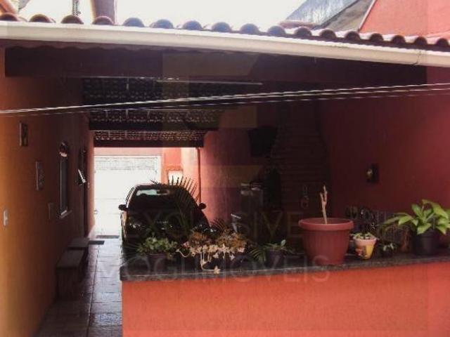 Casa para Venda em Mogi das Cruzes, Vila Jundiaí, 3 dormitórios, 3 suítes, 3 banheiros, 5 vagas