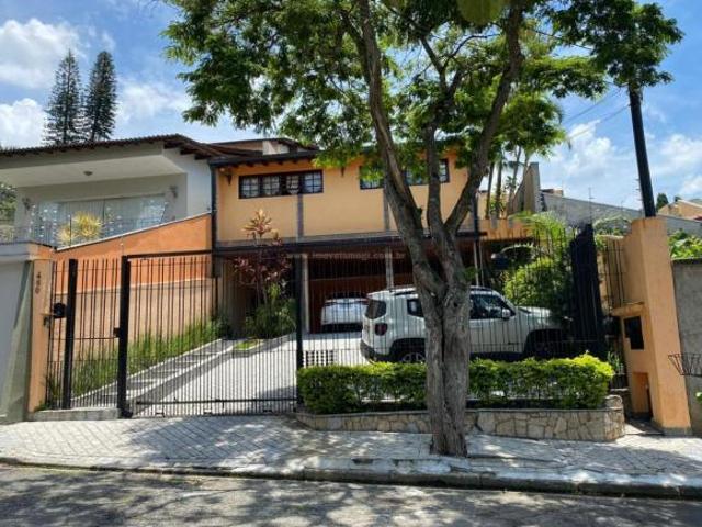Casa para Venda em Mogi das Cruzes, Vila Oliveira, 4 dormitórios, 1 suíte, 5 banheiros, 5 vagas