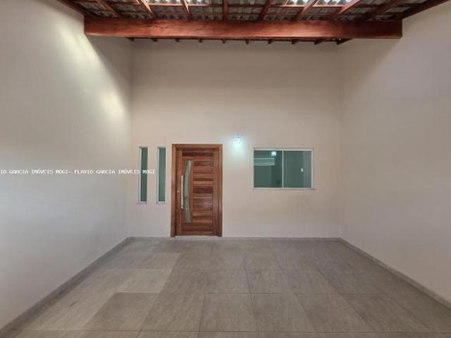 Casa para Venda em Mogi das Cruzes, Vila Lavínia, 2 dormitórios, 1 suíte, 2 banheiros, 2 vagas