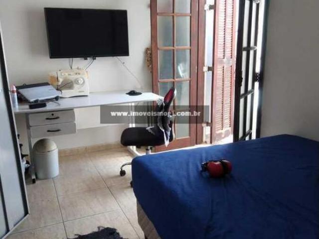 Casa para Venda em Mogi das Cruzes, Vila Santana, 4 dormitórios, 1 suíte, 5 banheiros, 2 vagas