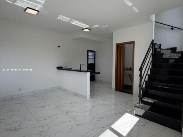 Casa para Venda em Mogi das Cruzes, Vila Sud Menuci, 2 dormitórios, 2 banheiros, 1 vaga