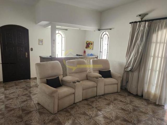 Casa para Venda em Mogi das Cruzes, Vila Suíssa, 3 dormitórios, 2 banheiros, 2 vagas