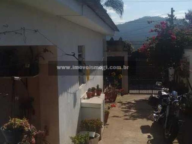 Casa para Venda em Mogi das Cruzes, Vila Suissa, 6 dormitórios, 3 banheiros, 2 vagas