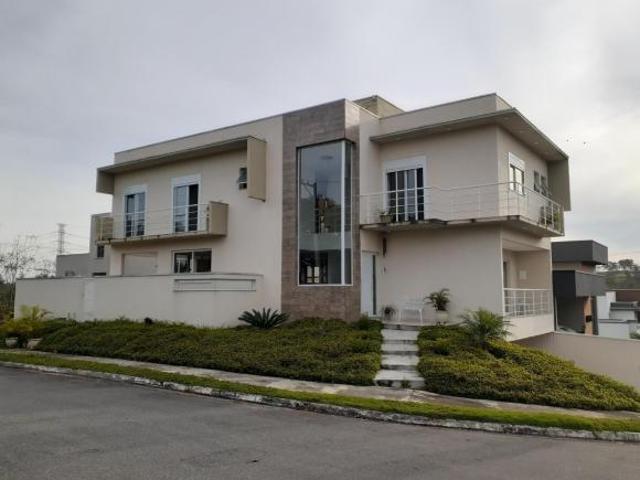 Casa para Venda em Mogi das Cruzes/SP 3 Dorm. 290 m2 Área Útil