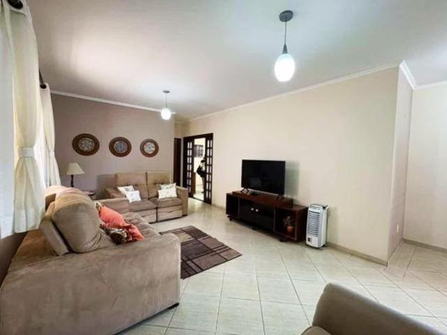 Casa para Venda em Mogi das Cruzes/SP 3 Dorm. 206 m2 Área Útil