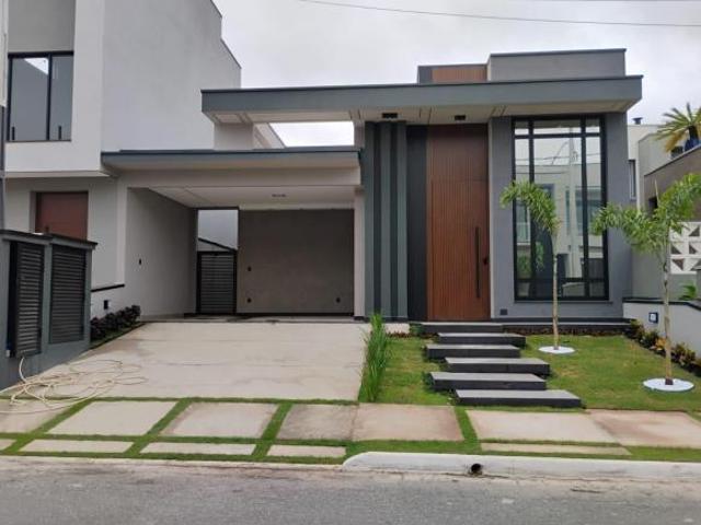 Casa para venda em Mogi Moderno de 139.30m² com 3 Quartos, 3 Suites e 4 Garagens