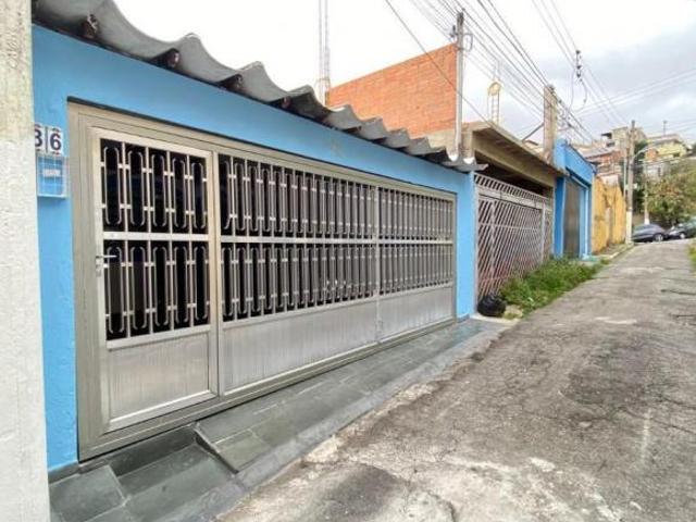 Casa para venda em Moinho Velho com 3 quartos, sendo 1 suíte, 120m²