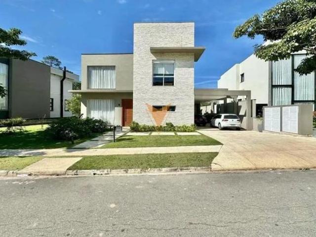 Casa para venda em Moinho Velho de 281.47m² com 3 Quartos, 3 Suites e 4 Garagens