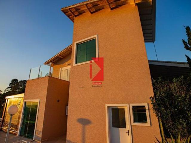 Casa para venda em Mombaça de 480.00m² com 3 Quartos, 3 Suites e 5 Garagens