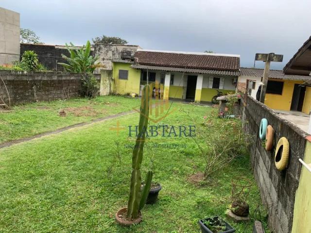 Casa para Venda em Mongaguá,, 2 dormitórios, 2 banheiros, 2 vagas