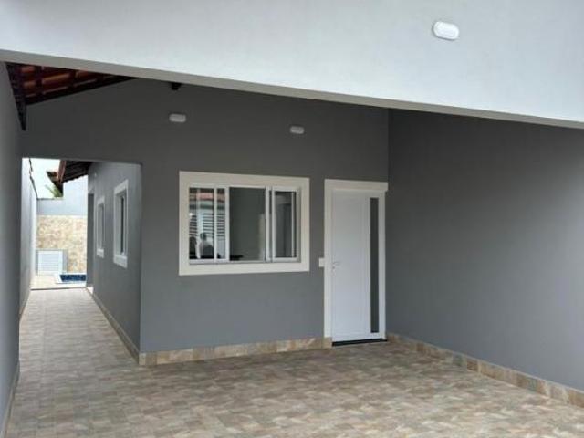 Casa para Venda em Mongaguá, Balneário Costa Azul, 3 dormitórios, 1 suíte, 1 banheiro, 4 vagas