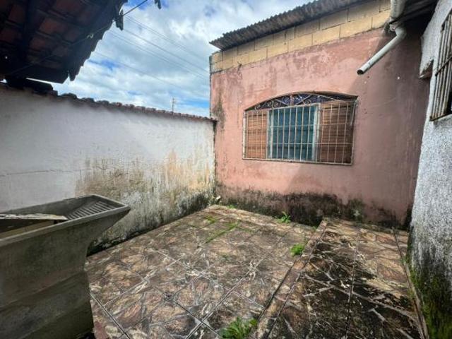 Casa para Venda em Mongaguá, Itaguaí, 3 dormitórios, 2 banheiros