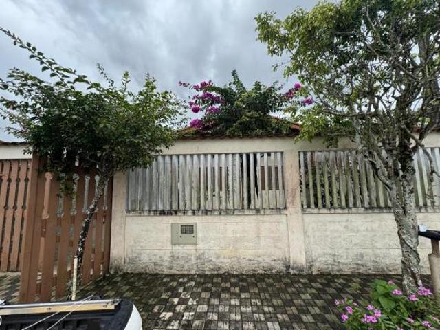 Casa para Venda em Mongaguá, Vera Cruz, 2 dormitórios, 2 banheiros, 4 vagas