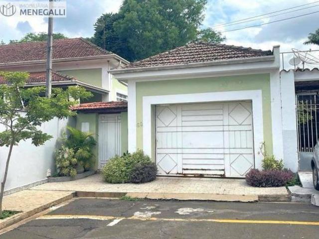 Casa para venda em Monte Alegre de 441.00m² com 4 Quartos, 2 Suites e 3 Garagens