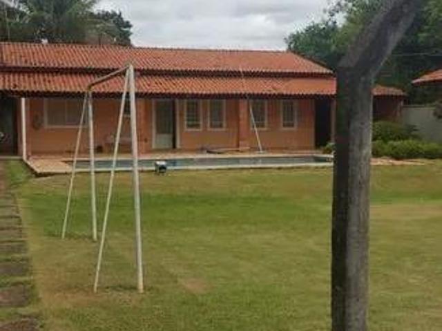 Casa para venda em Monte Bianco de 247.07m² com 3 Quartos, 1 Suite e 2 Garagens