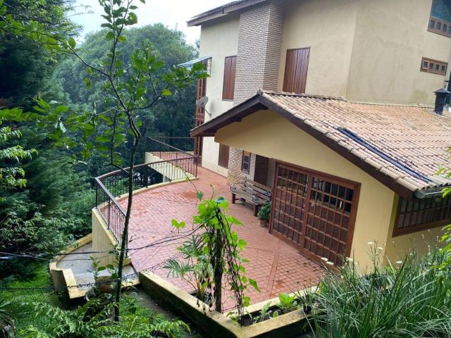 Casa para venda em Monte Verde em Camanducaia Minas Gerais de 400.00m² com 3 Quartos, 1 Suíte e 4 Garagens