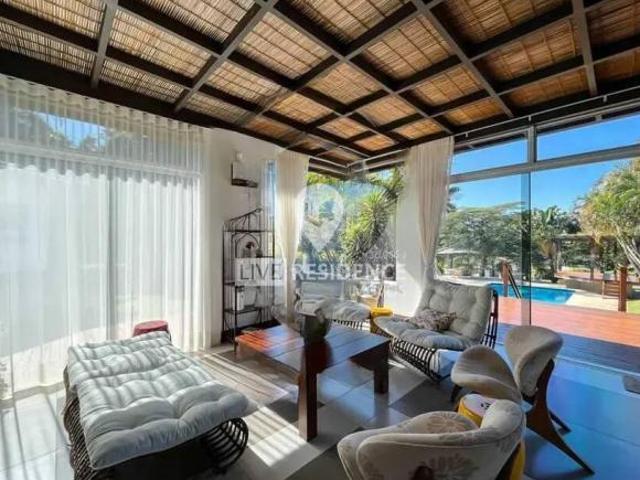 Casa para venda em Morada Das Fontes de 594.00m² com 6 Quartos, 3 Suites e 4 Garagens