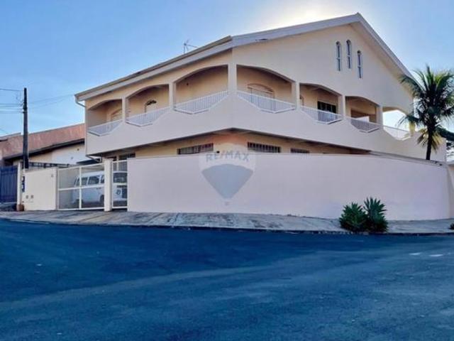 Casa para venda em Morada Do Sol de 409.00m² com 3 Quartos, 1 Suite e 2 Garagens