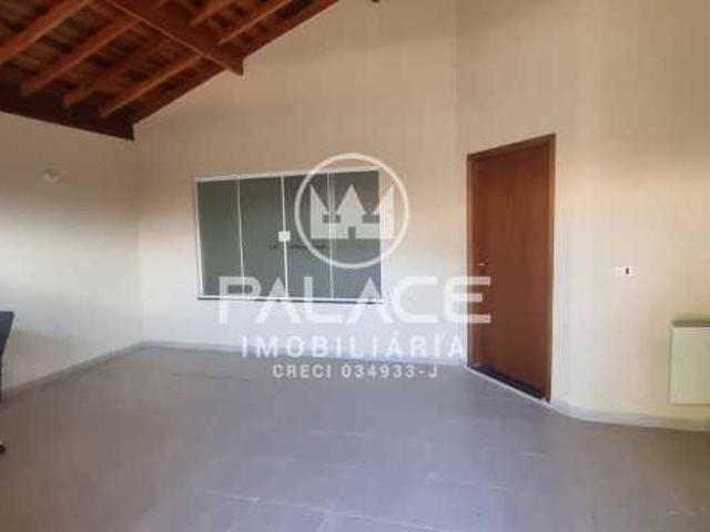 Casa para venda em Morumbi de 145.00m² com 2 Quartos, 1 Suite e 2 Garagens