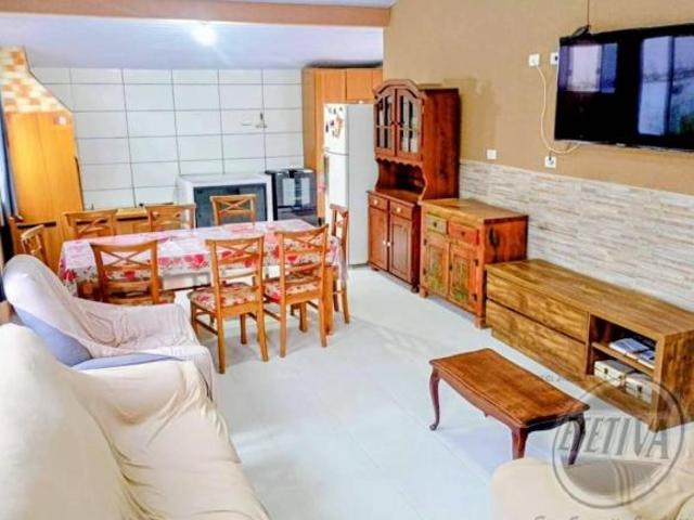 Casa para venda em Matinhos de 130.00m² com 4 Quartos e 2 Garagens