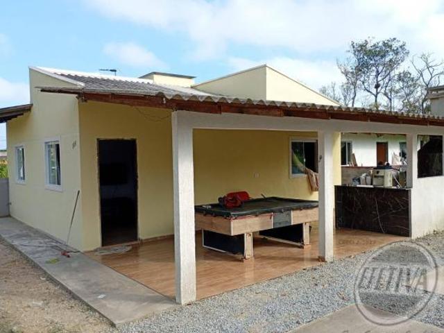 Casa para venda em Matinhos de 88.00m² com 3 Quartos e 4 Garagens