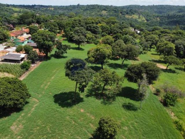 Casa para Venda em Matozinhos, Quintas da Fazendinha, 3 dormitórios, 1 suíte, 1 banheiro, 10 vagas