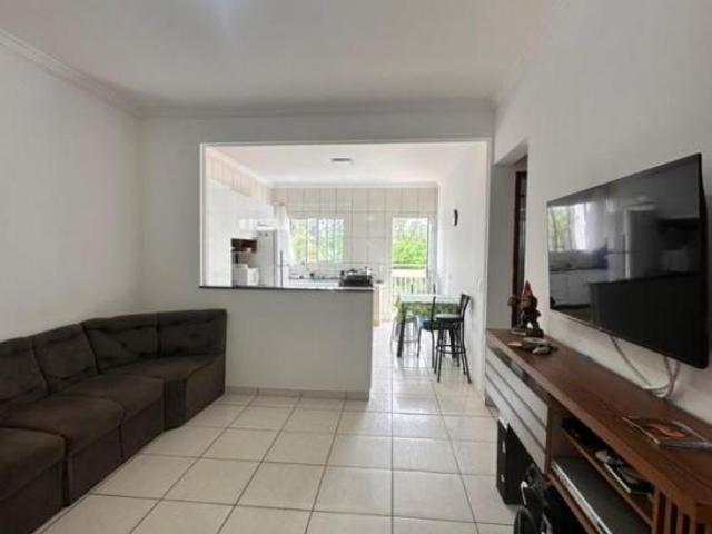 Casa para Venda em Mairinque, Reneville, 3 dormitórios, 2 banheiros, 2 vagas