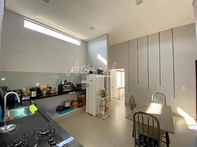 Casa para Venda em Marília, Terra Verde, 3 dormitórios, 1 suíte, 3 banheiros, 3 vagas