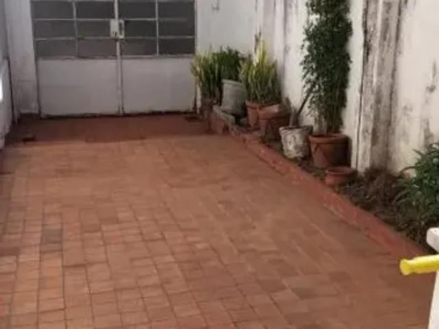 Casa para Venda em Marília, Alto Cafezal, 3 dormitórios, 1 suíte, 2 banheiros, 2 vagas