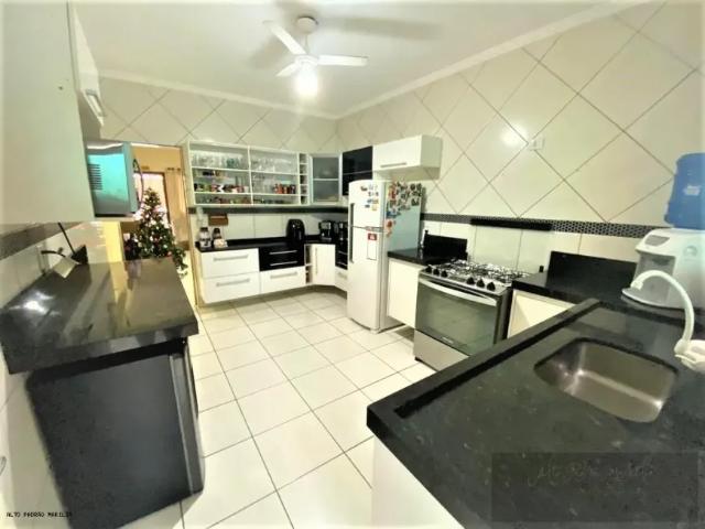 Casa para Venda em Marília, Flora Rica, 2 dormitórios, 1 suíte, 2 banheiros