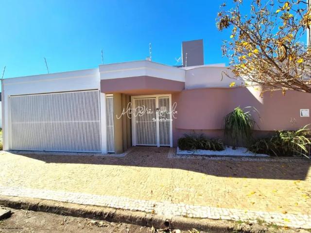 Casa para Venda em Marília, Jardim São Domingos, 4 dormitórios, 4 suítes, 5 banheiros, 2 vagas