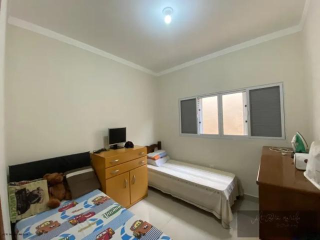 Casa para Venda em Marília, Palmital, 3 dormitórios, 1 suíte, 3 banheiros, 2 vagas