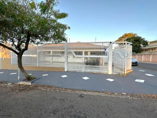 Casa para Venda em Marília, Parque Cecap Aeroporto, 3 dormitórios, 1 suíte, 3 banheiros, 7 vagas