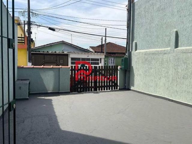 Casa para venda em Maracanã de 60.00m² com 1 Quarto e 2 Garagens