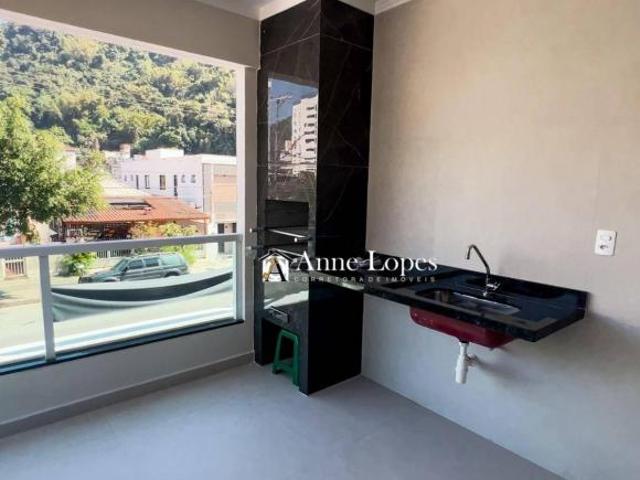 Casa para venda em Marapé de 120.00m² com 3 Quartos, 3 Suites e 2 Garagens