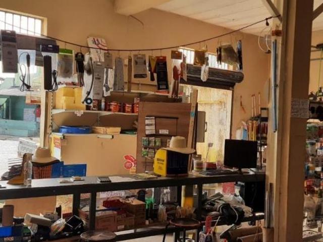 Casa para venda em Marimbá de 400.00m² com 4 Quartos