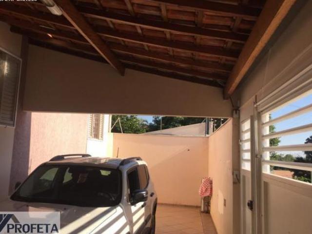Casa para Venda em Marília, Vila Romana, 3 dormitórios, 1 suíte, 3 banheiros, 2 vagas