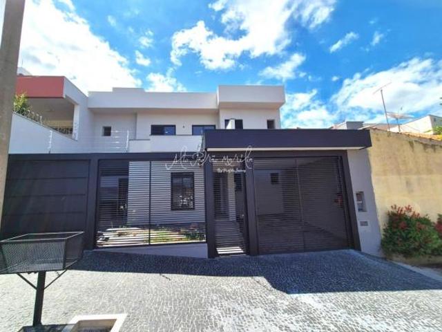 Casa para Venda em Marília, Banzato, 3 dormitórios, 3 suítes, 4 banheiros, 1 vaga