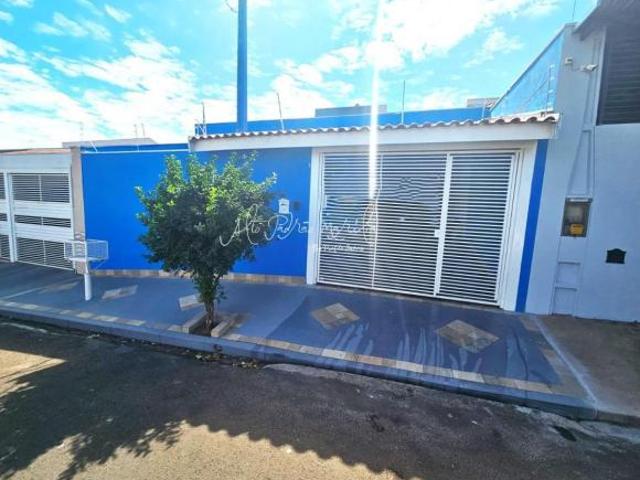 Casa para Venda em Marília, Betel, 3 dormitórios, 1 suíte, 2 banheiros, 3 vagas